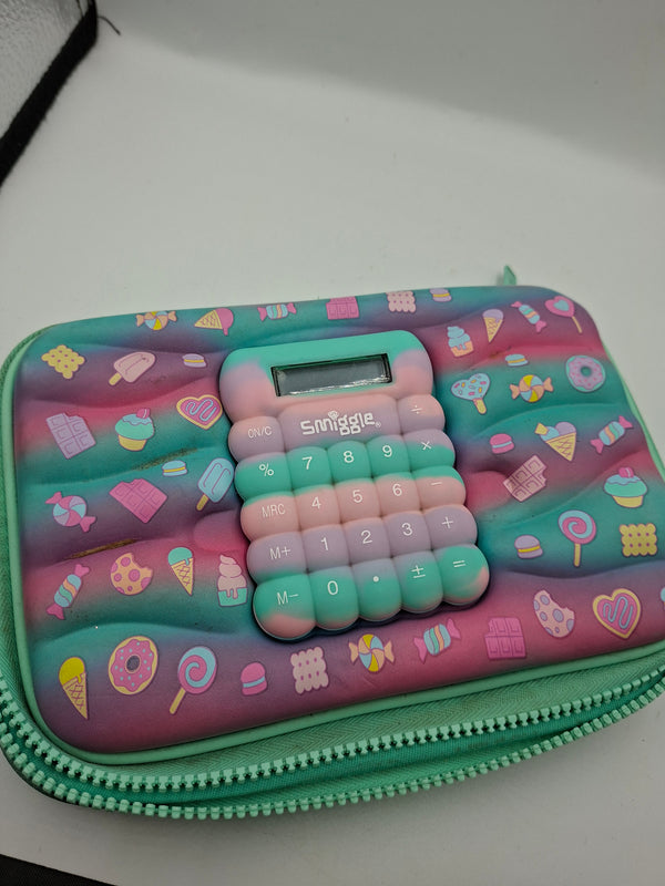 SMIGGLE POUCH – Decor & More